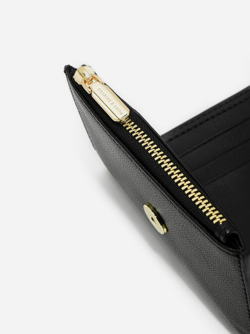 Page 2 | Belanja Dompet Pendek Wanita | Gaya Eksklusif | CHARLES & KEITH ID