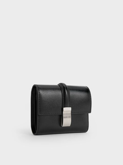 Tren Sekarang: Sepatu, Tas & Aksesoris | CHARLES & KEITH ID