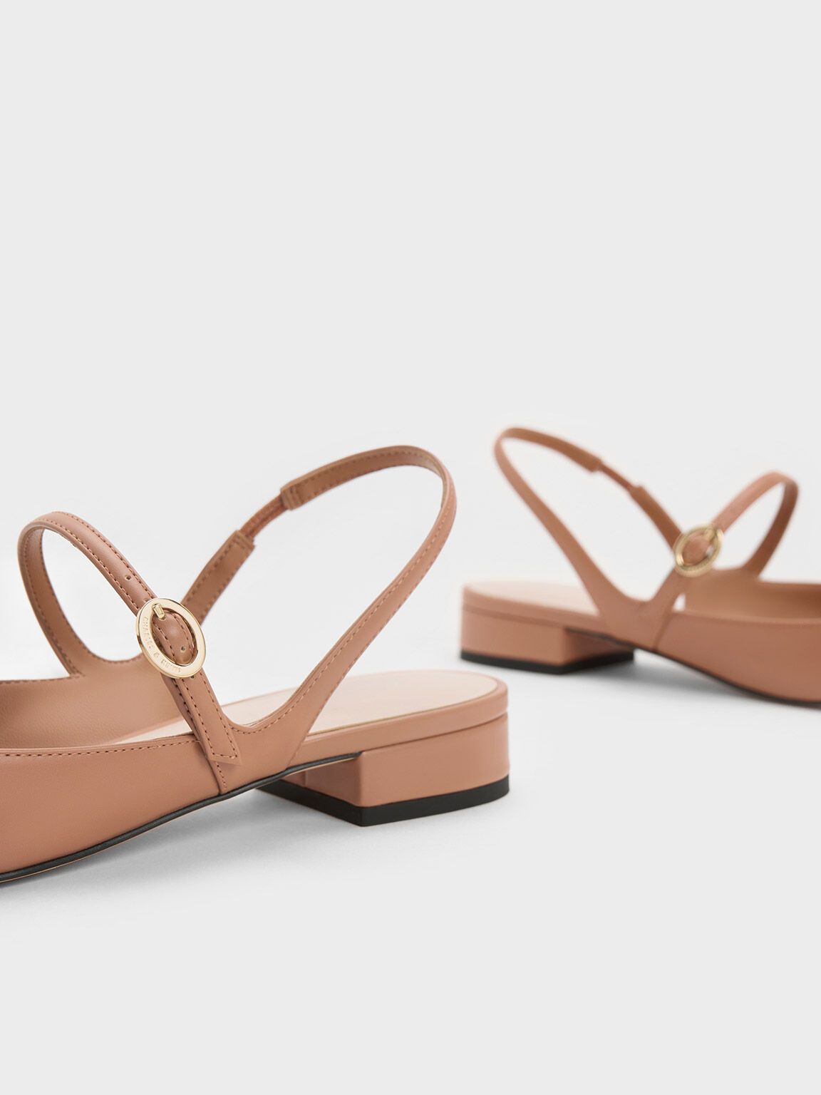 Belanja Sepatu Flat Wanita Online | CHARLES & KEITH ID