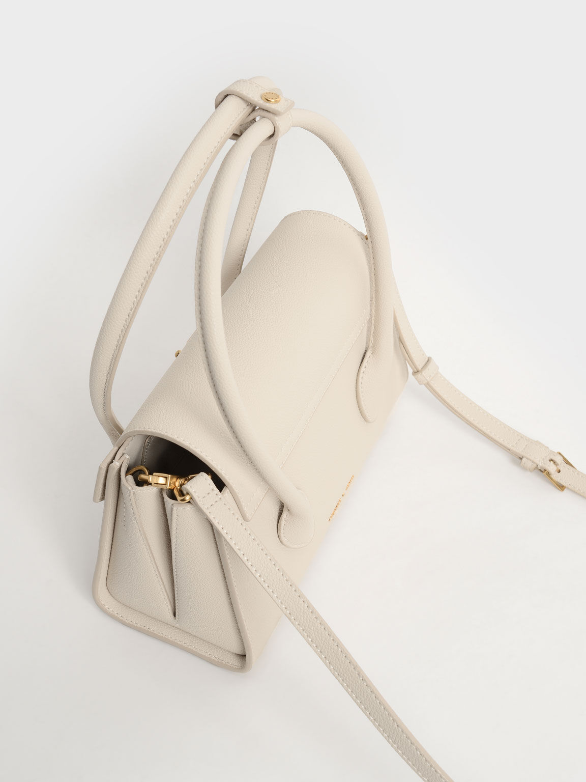 Sale Tas Handbags Wanita | Belanja Online | CHARLES & KEITH ID