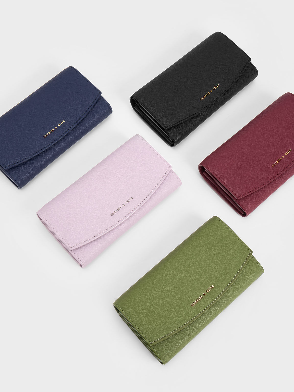 Belanja Dompet Panjang Wanita| Gaya Eksklusif | CHARLES & KEITH ID