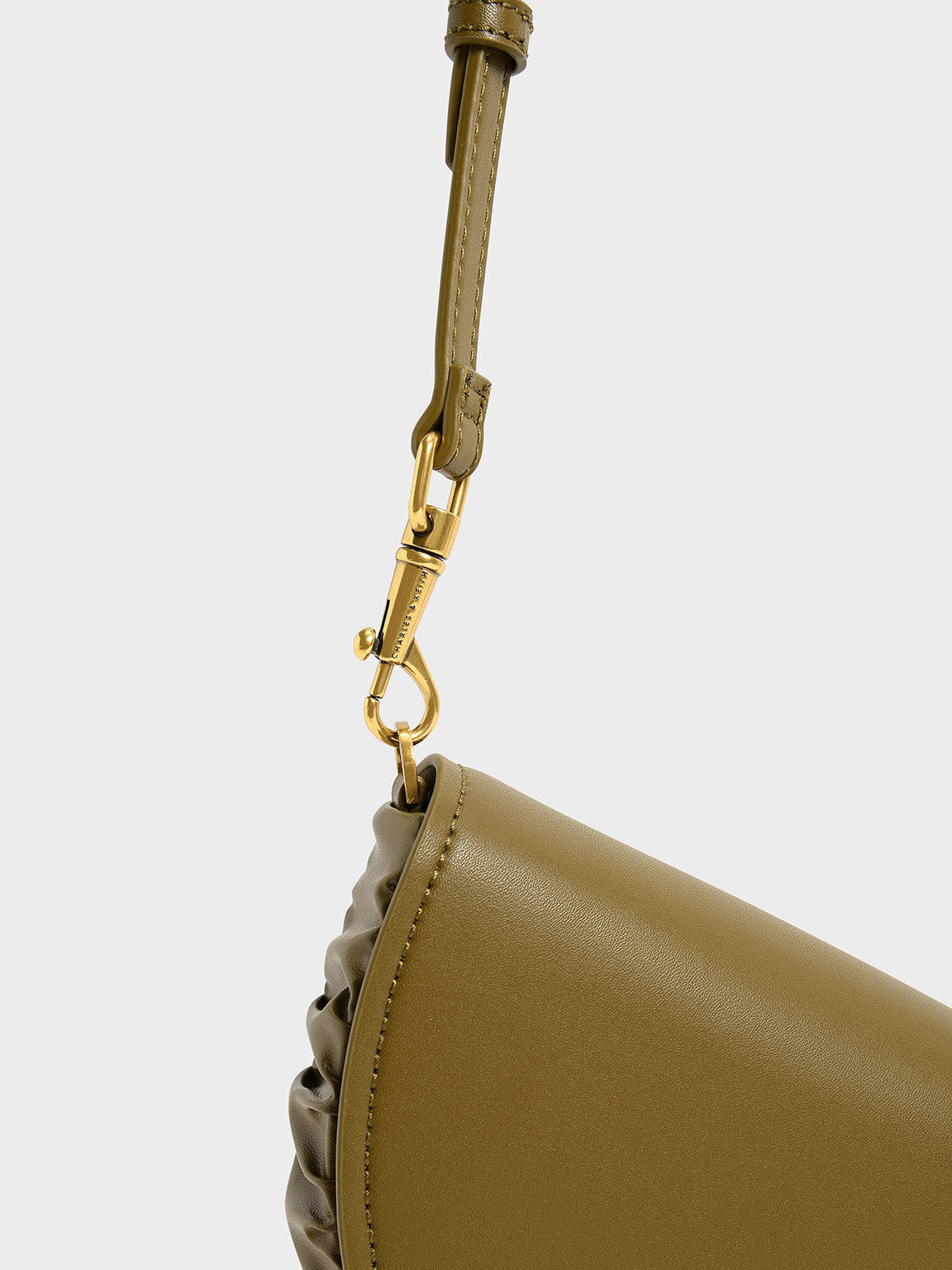 Sale Tas Handbags Wanita | Belanja Online | CHARLES & KEITH ID