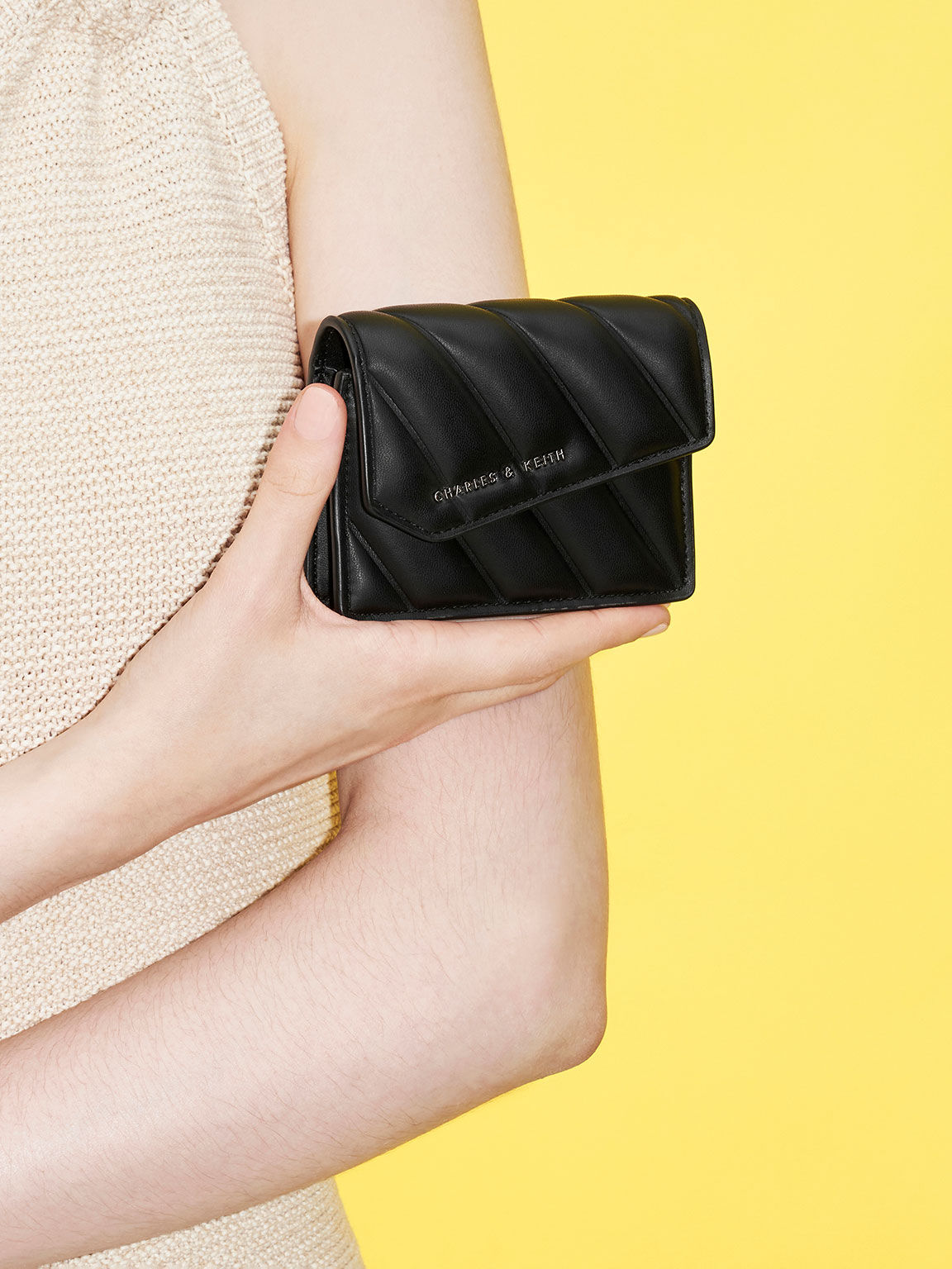 Belanja Dompet Wanita | Gaya Eksklusif | CHARLES & KEITH ID