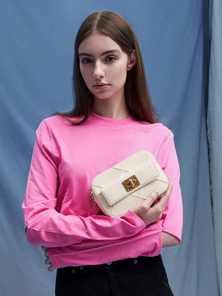 Cream Tas Selempang Quilted Zip Eleni - CHARLES & KEITH ID