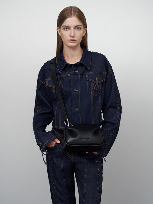 Belanja Tas Selempang Wanita Online | CHARLES & KEITH ID