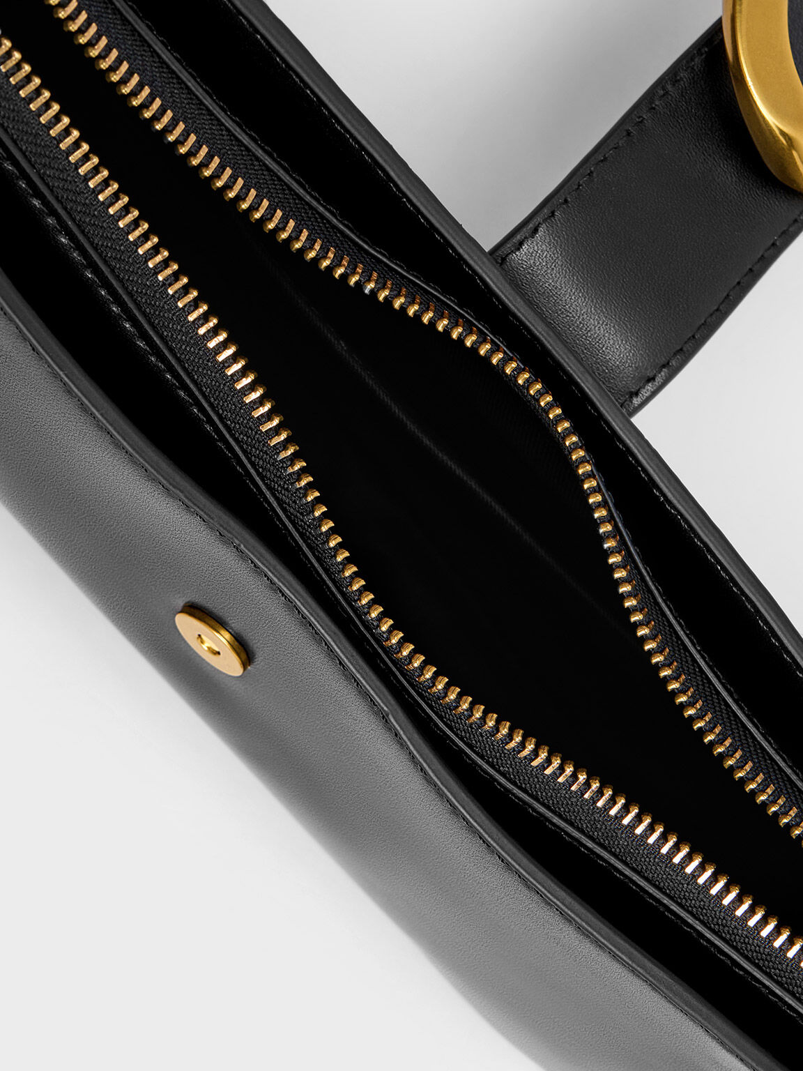Women's Shoulder Bags | Exclusive Styles | CHARLES & KEITH ID