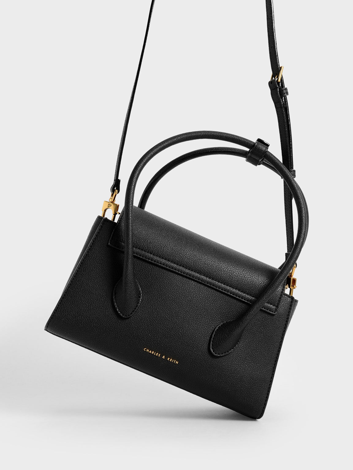 Sale Tas Handbags Wanita | Belanja Online | CHARLES & KEITH ID