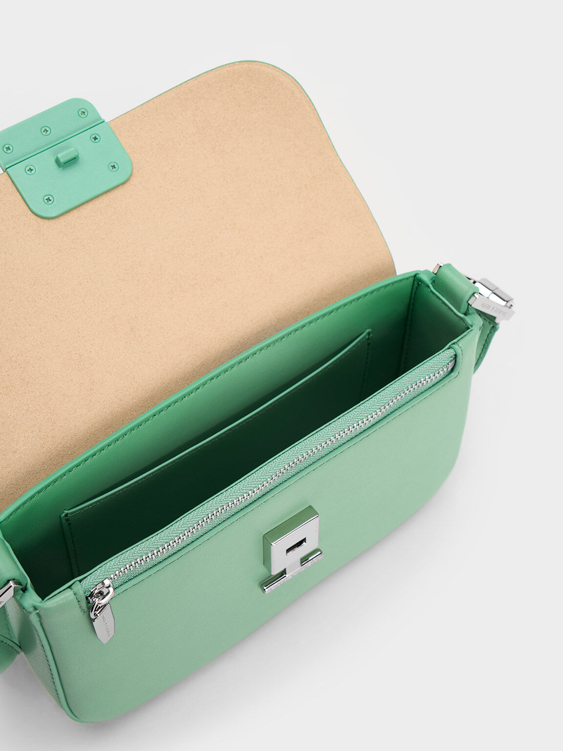 Belanja Tas Bahu Wanita Online | CHARLES & KEITH ID