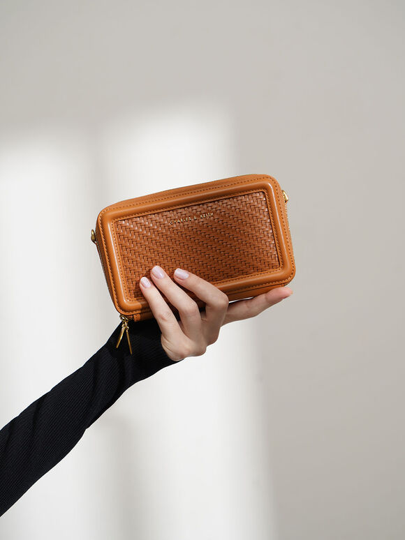 Belanja Tas Mini & Kecil Wanita Online - CHARLES & KEITH ID