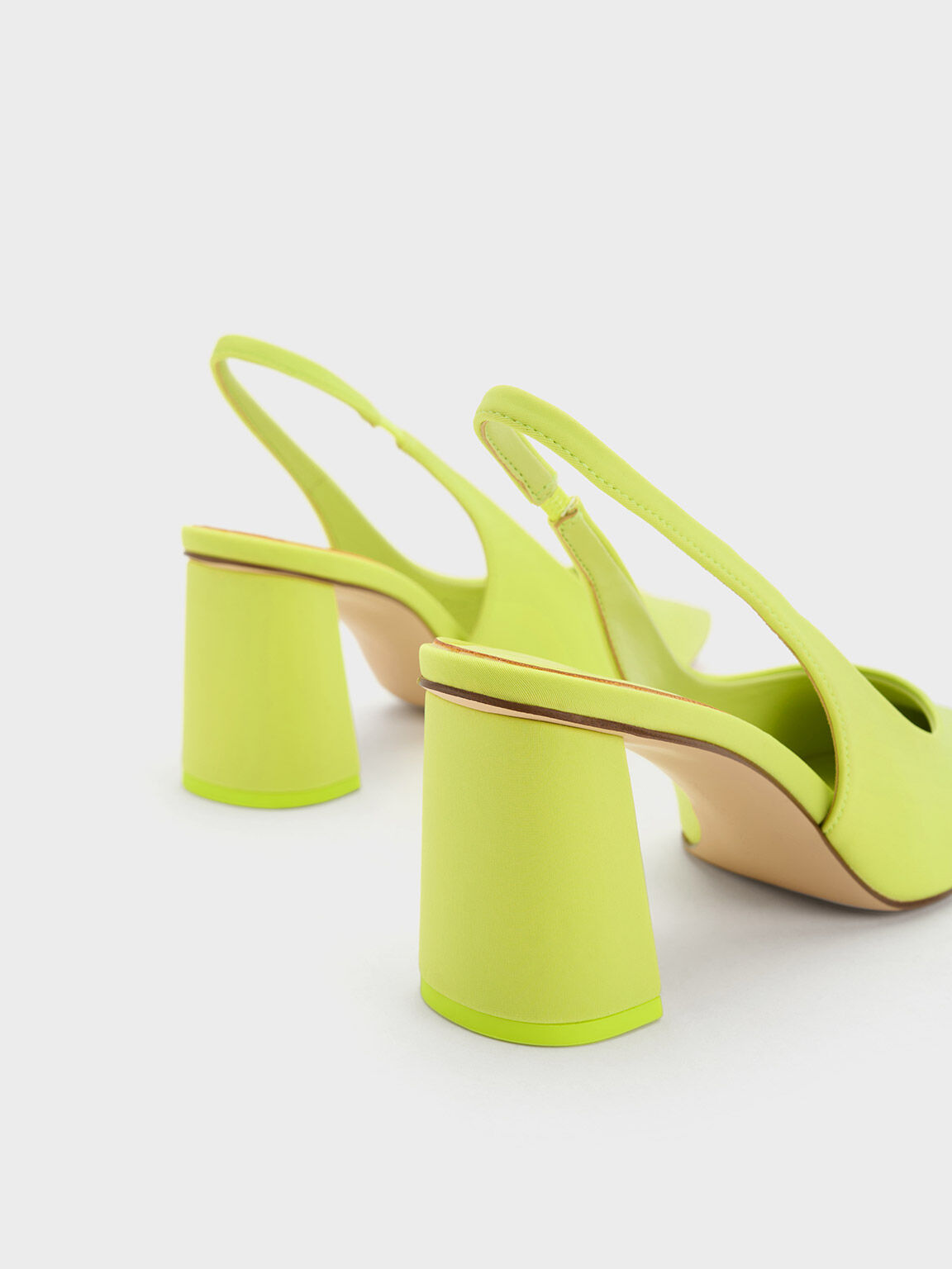 Belanja Pumps Wanita Online | CHARLES & KEITH ID