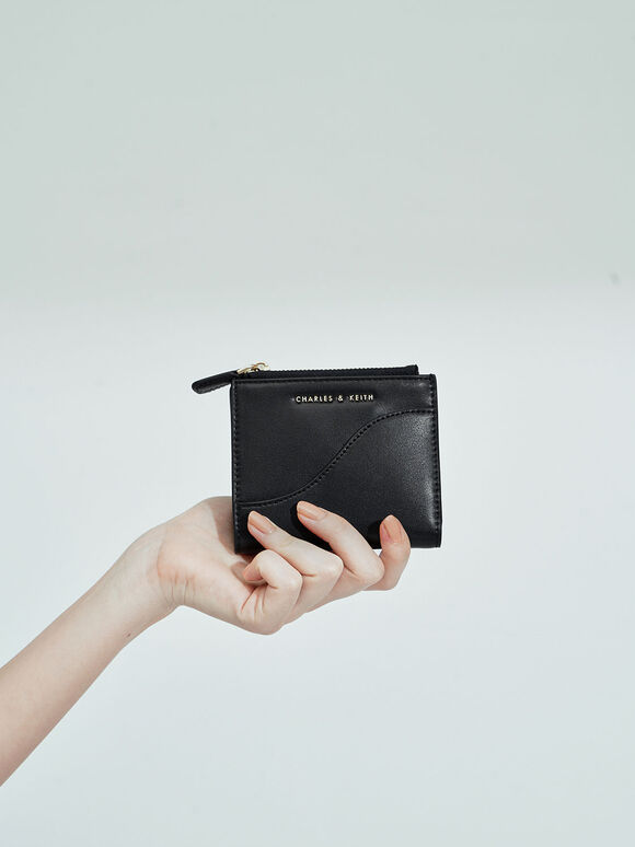 Belanja Dompet Wanita | Gaya Eksklusif - CHARLES & KEITH ID