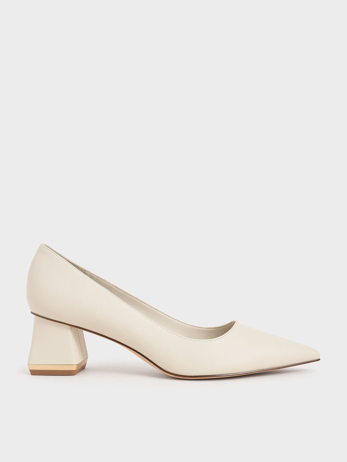 Chalk Sepatu Pumps Trapeze Heel - CHARLES & KEITH ID